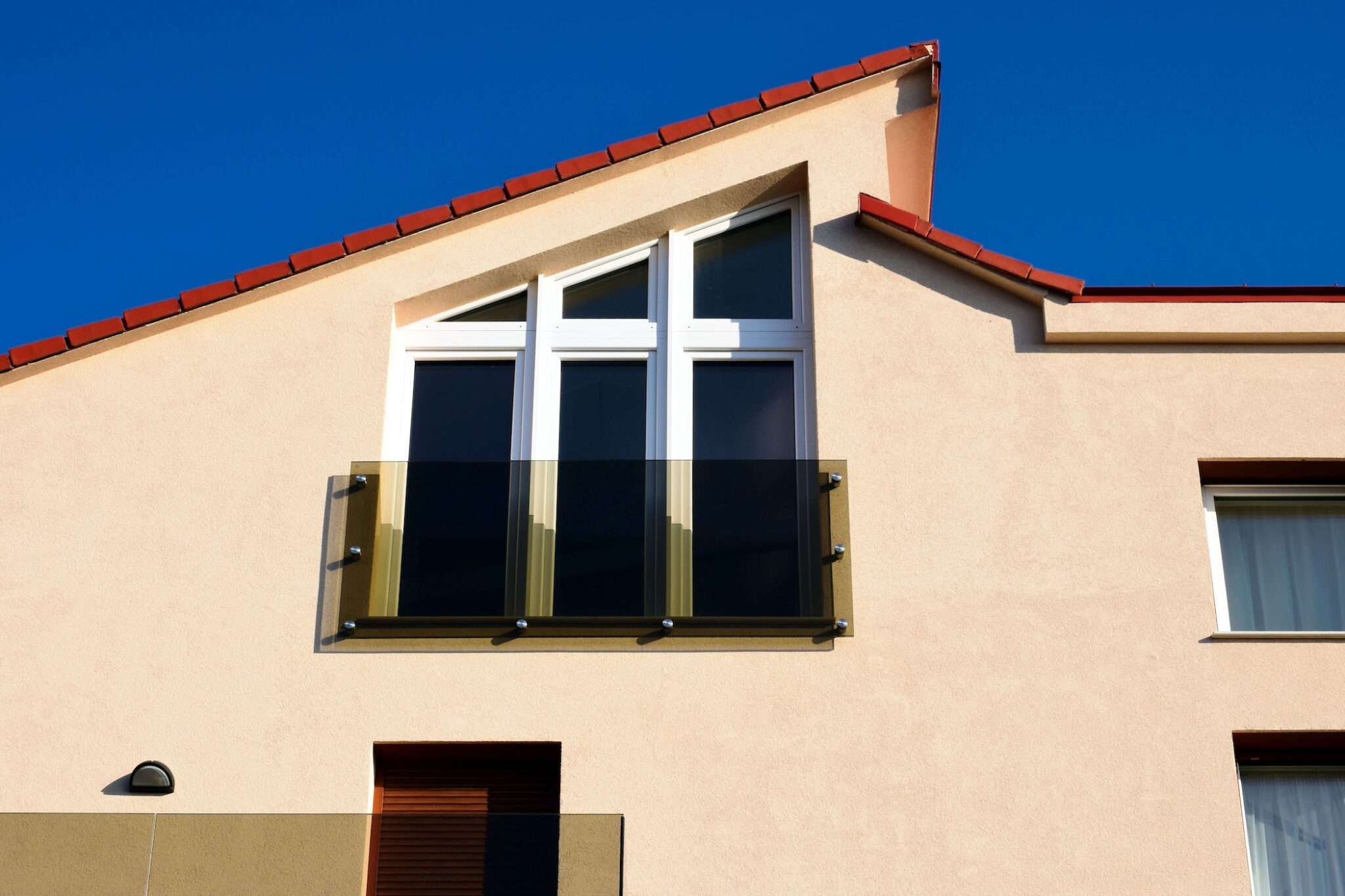 What Is A Juliet Balcony and Other Frequently Asked Questions - KLG Glass